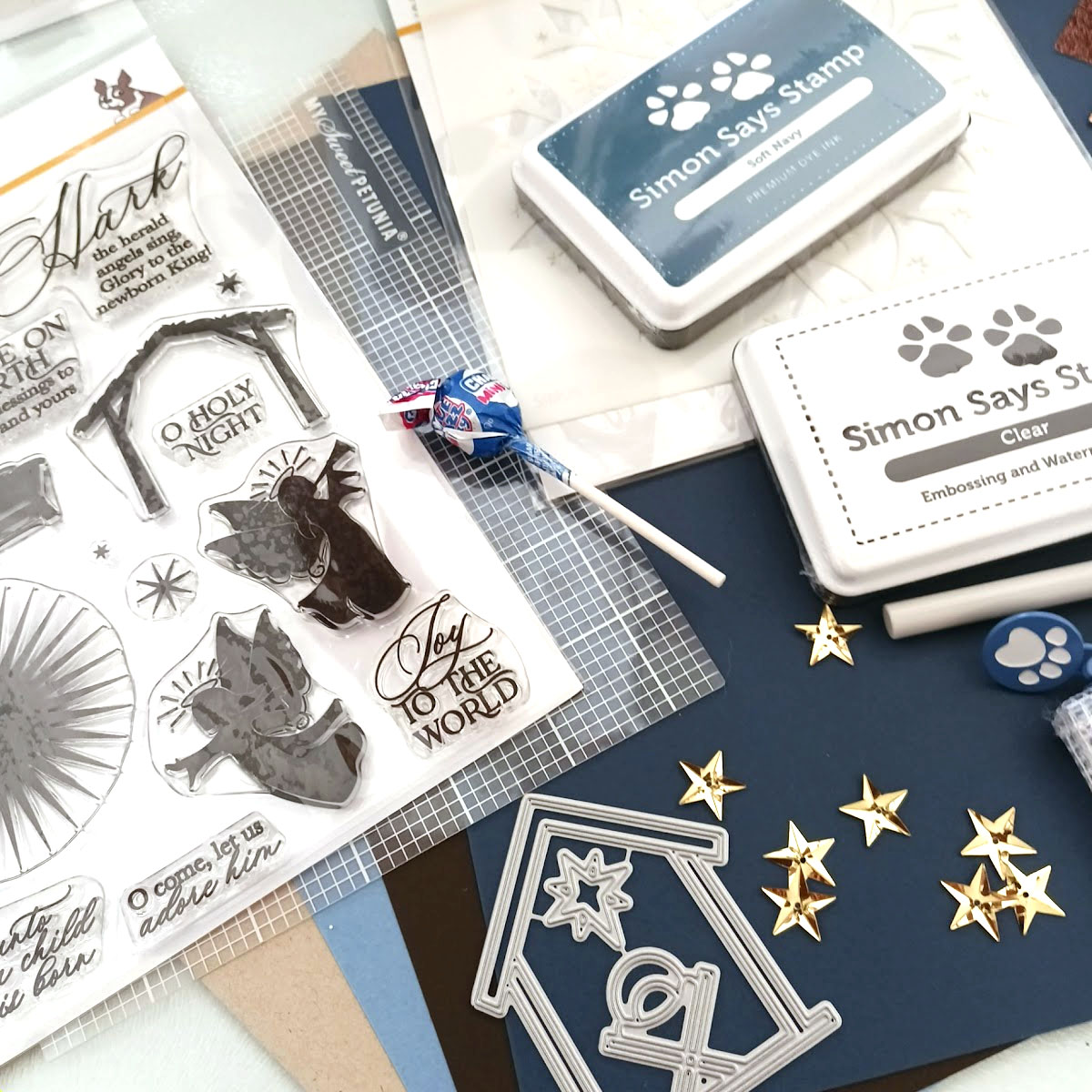 Simon Says Stamp – Hark the Newborn King Card Kit | Cards and Coffee Time